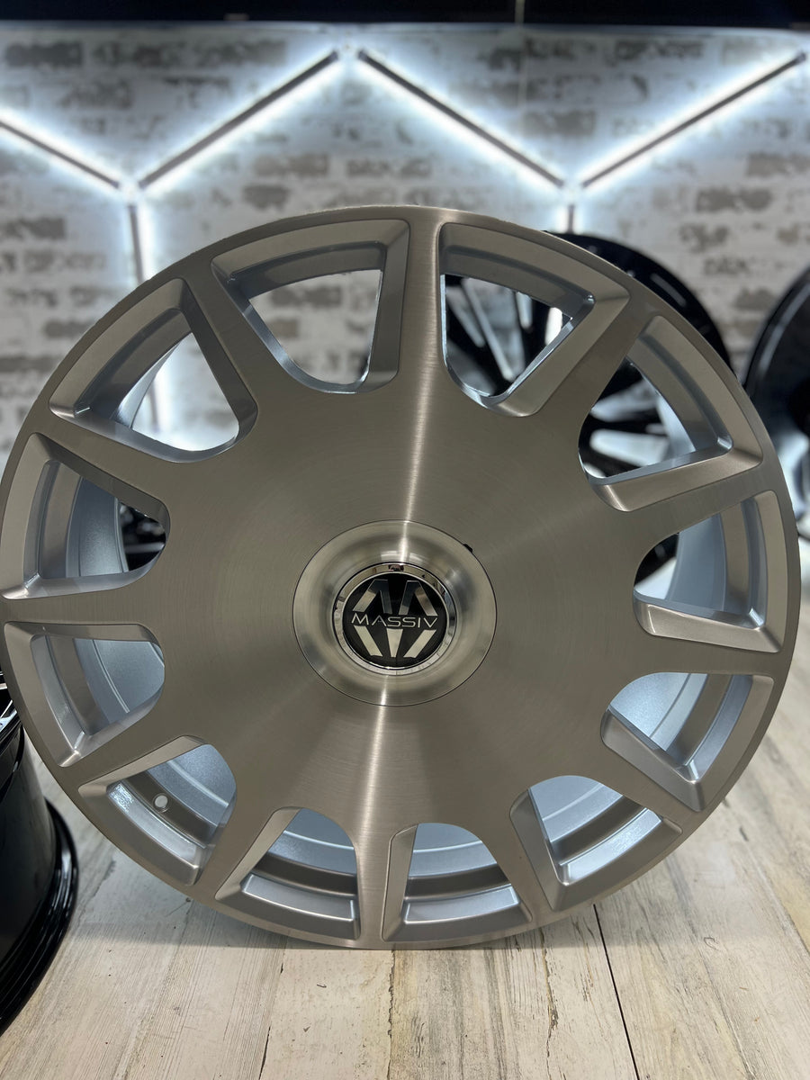 24" Massiv 927 Wheels in Silver Brushed – Modern-Wheel